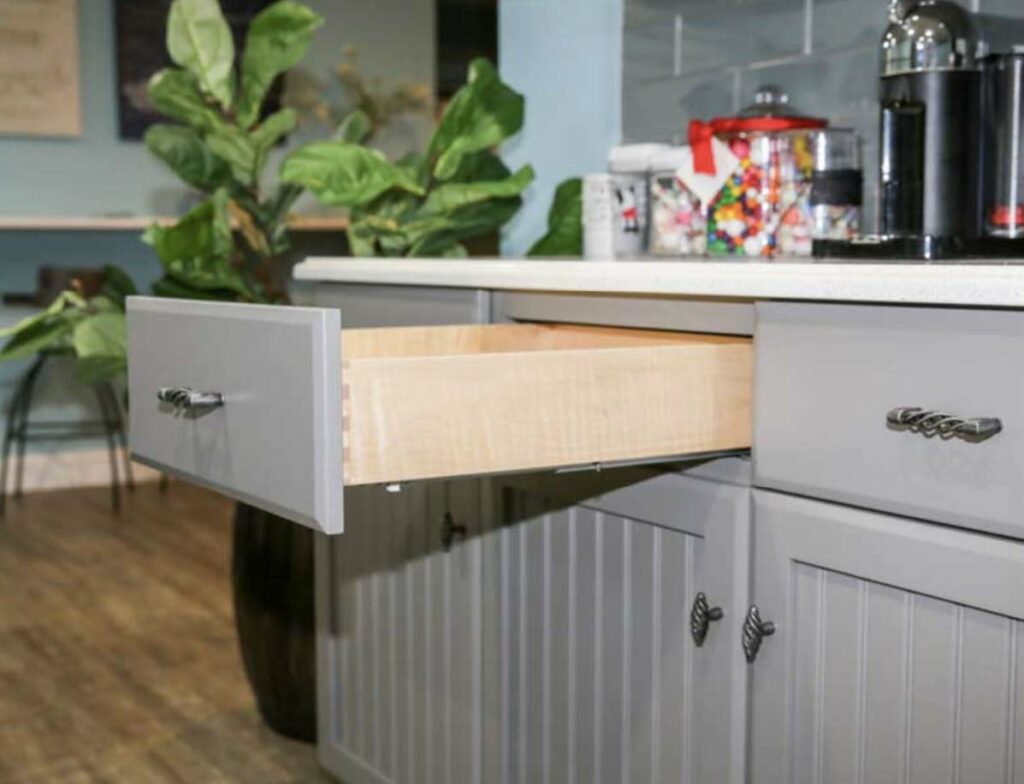 Custom Kitchen Cabinets - Dutch Home